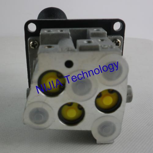 Tipping Wagon Driving Cab Actuator Valve 2 Way Manual Operated Switch